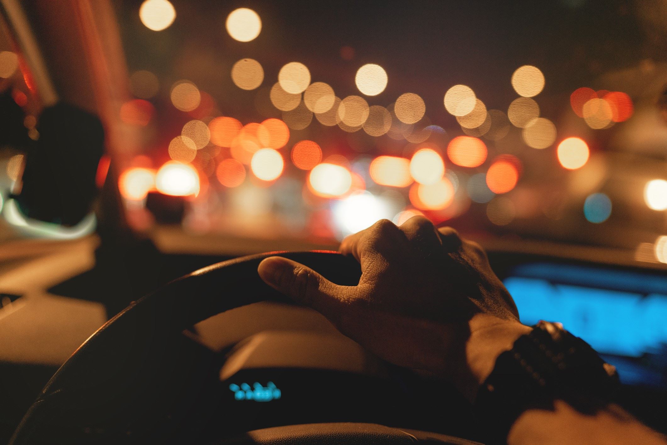 Keeping Your Eyes Out for 5 Signs of Drunk Driving